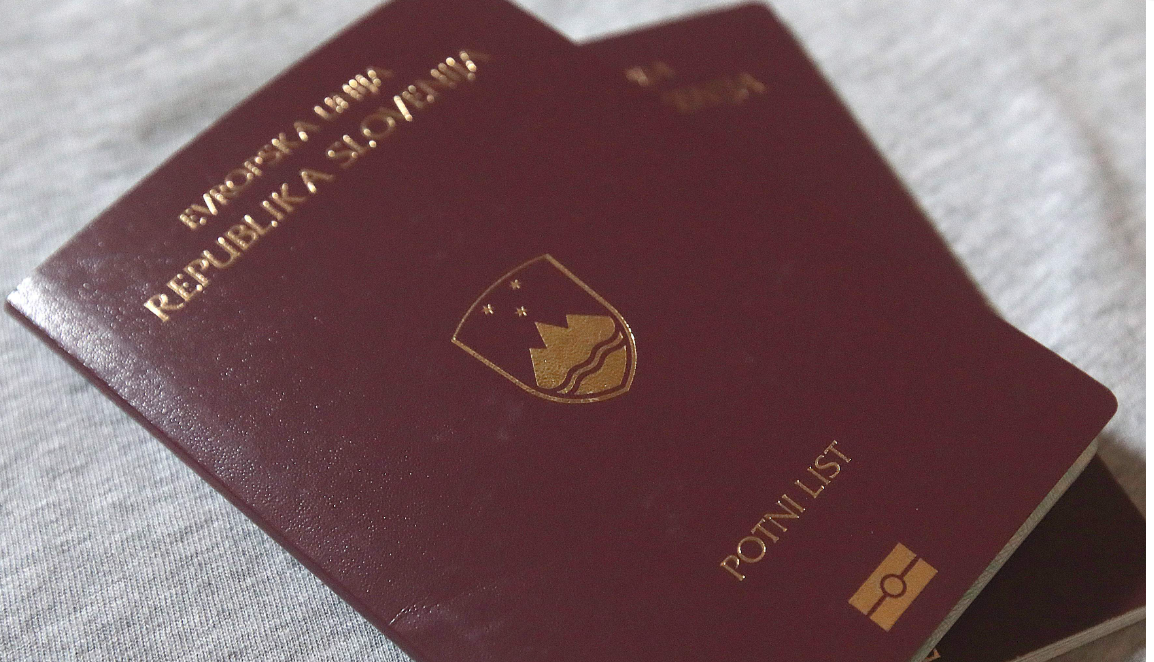 Poteklo bo dvesto tisoč dokumentov - kranj24.com